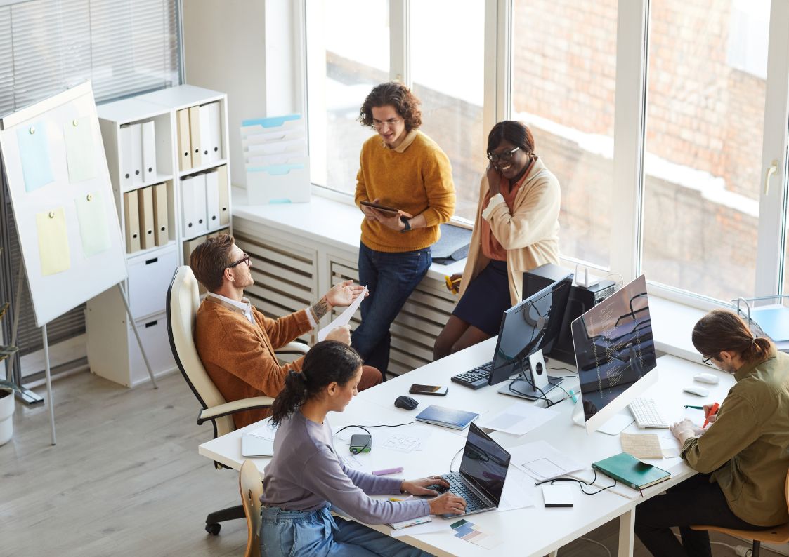 Horizontal vs Vertical Scaling: choosing the best plan | Multishoring | Multishoring